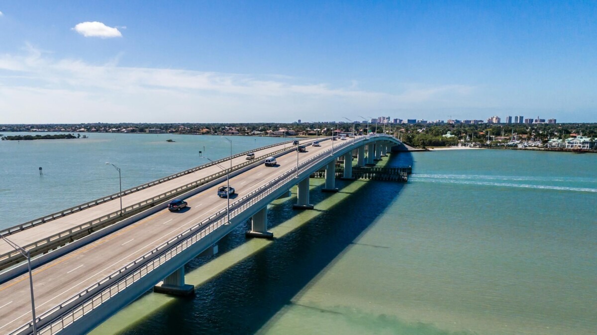 The Safest & Most Dangerous Months to Drive in Florida